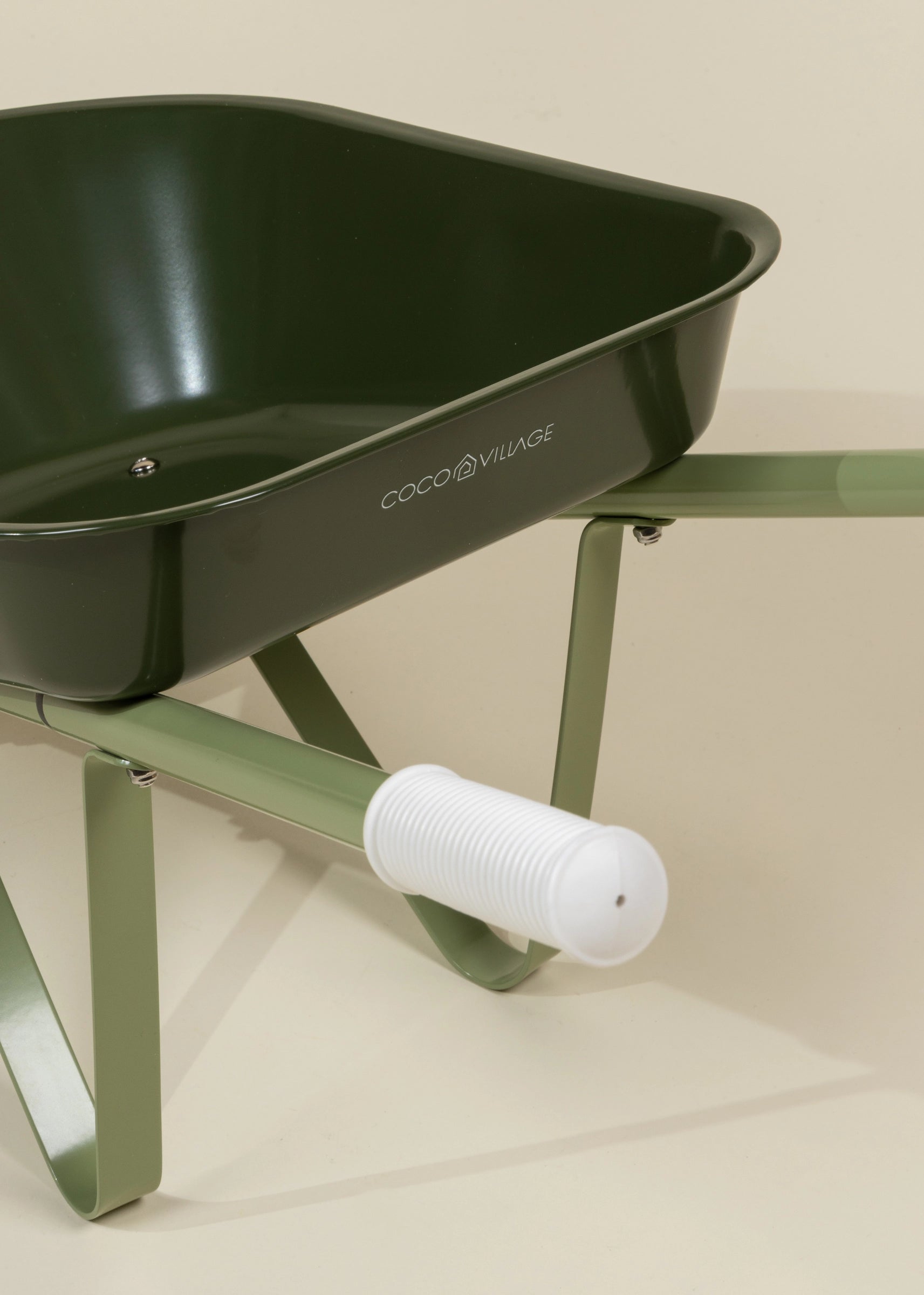 Heritage Wheelbarrow – Liane – Coco Village